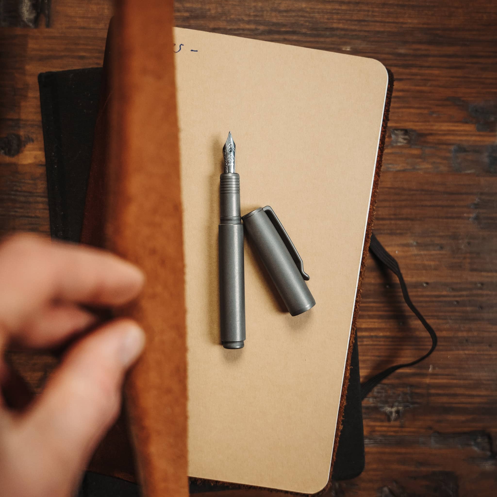 Buy Fountain EDC Pen® Online | Pens Delivered | Huntsman Heritage